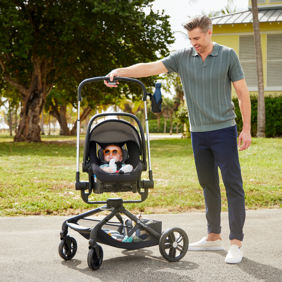 Turn and Go™ 360° Rotating Modular Travel System – Safety 1st